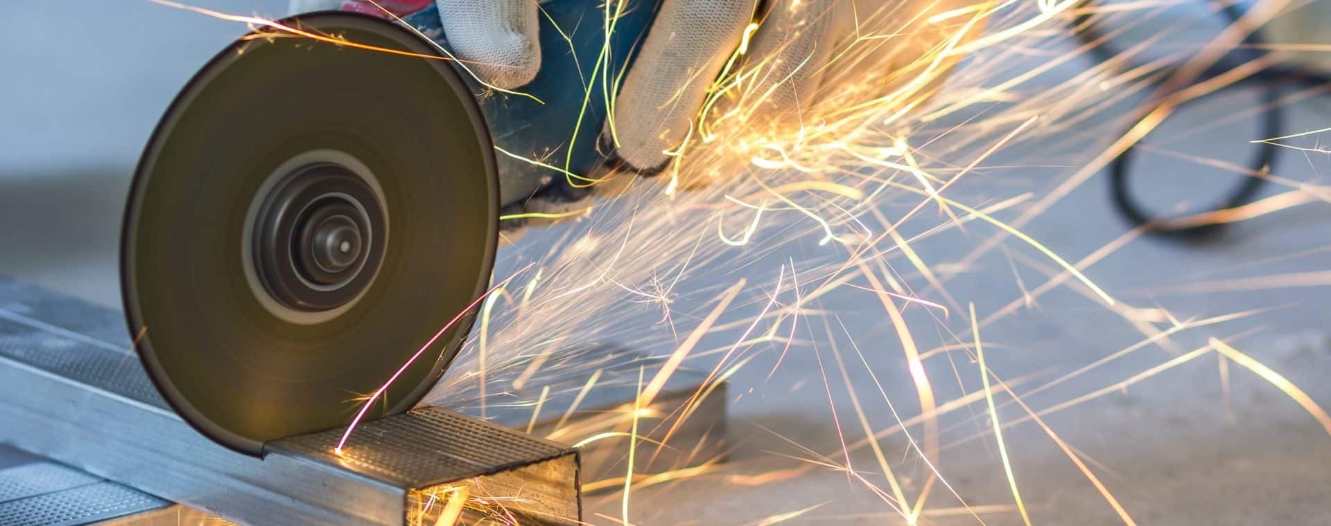 Comment choisir la bonne meuleuse ? Le guide